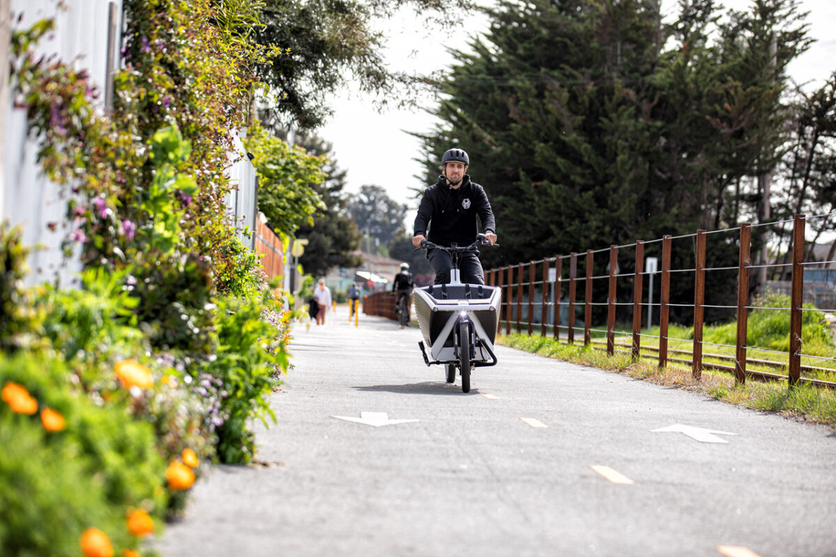Urban Arrow Announces Updates to Family Cargo Line Electric Bike ...
