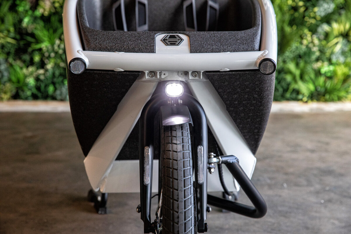 Urban Arrow Announces Updates to Family Cargo Line Electric Bike ...